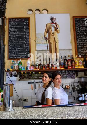 Cafe El Dandy, Havana, Cuba Stock Photo - Alamy