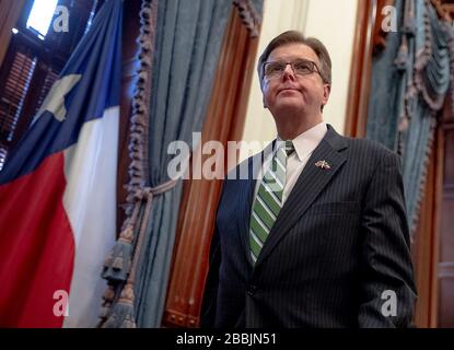 Texas Lt. Gov. Dan Patrick shows products containing THC while calling ...