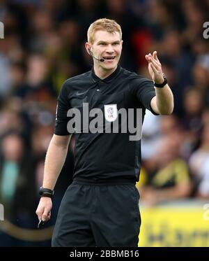 Match Referee James Oldham Stock Photo - Alamy