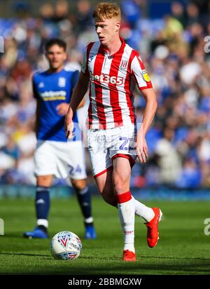 Stoke City's Sam Clucas during the Skybet Championship match at the ...