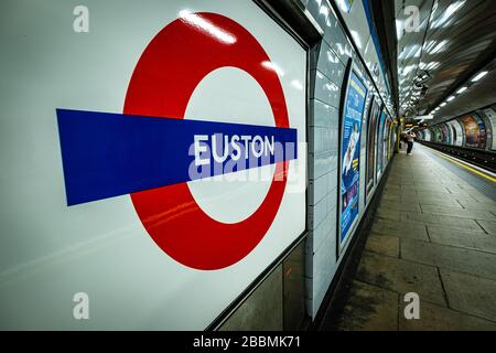 Euston underground station sign Stock Photo - Alamy