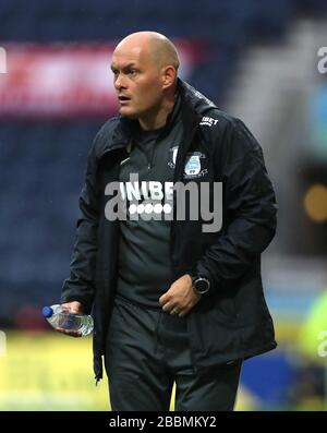 Preston North End mamager Alex Neil Stock Photo - Alamy