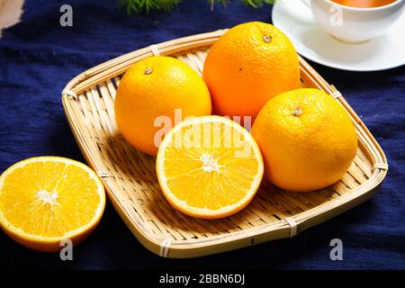 Oranges in good order Stock Photo - Alamy