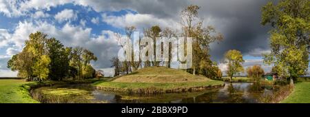Lyveden New Bield, Northamptonshire Stock Photo - Alamy