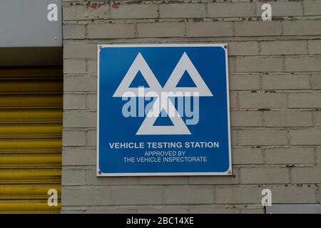 MOT testing sign, UK Stock Photo - Alamy
