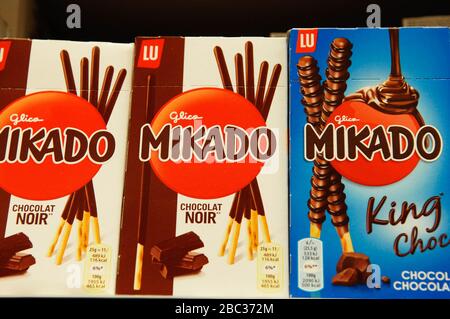 Japanese chopsticks mikado Stock Photo - Alamy