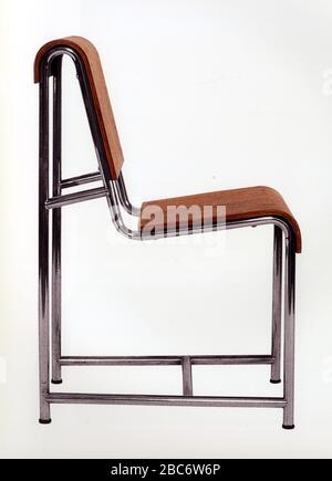 UN FAUTEUIL MODERNE DESIGN Stock Photo - Alamy