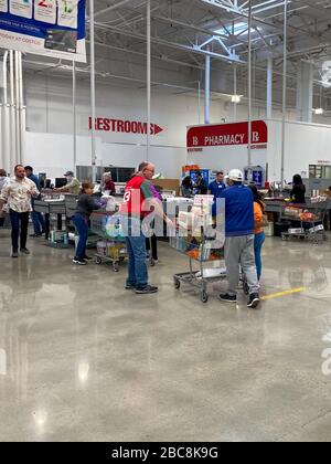 Special lines social distancing for shoppers at Costco during COVID-19 ...