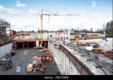 Hamburg, Germany. 03rd Apr, 2020. Cars drive over the Kieler Straße ...