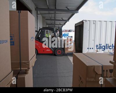Container Dispatch at Container Packing Center, Tollerort in the Port ...