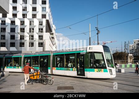 Tramway T3B Rosa Parks station in Le Parks area, Paris Stock Photo - Alamy