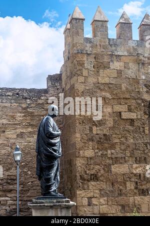 Lucio Anneo Seneca statue, Cordoba, Spain Stock Photo - Alamy