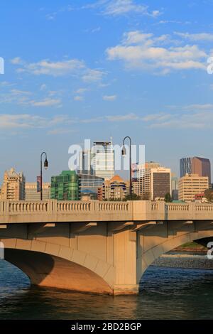 Louise Bridge, Kensington District, Calgary, Alberta, Canada Stock ...