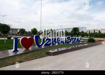 I love Tashkent Uzbekistan signs in Bunyodkor Square Stock Photo - Alamy