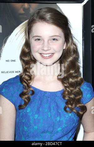 Hollywood, CA, USA; Actress TRACY SCOGGINS is shown here in this ...