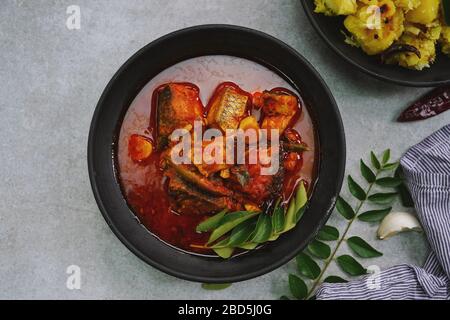 Kappa and meen curry / Spicy Red fish Curry with Cassava or Tapioca ...