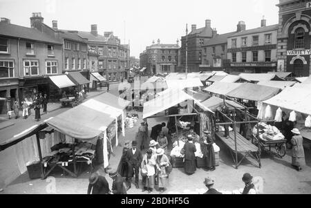 Market Street, Kettering, Northamptonshire, England, United Kingdom ...