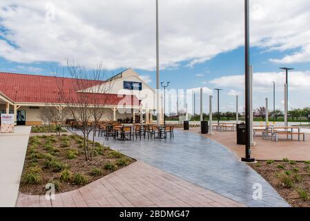 The abandoned Indiana Preumium Outlets mall in Edinburgh, Indiana Stock ...