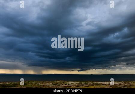 Zambia, Sinazongwe, Kariba reservoir, dammed Zambezi river, the Kariba ...