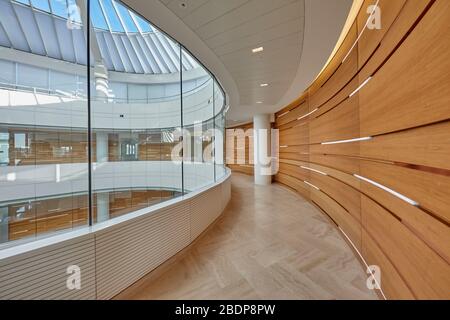 Modern office building of Freshfields Bruckhaus Deringer in Fleet ...