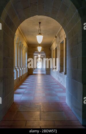 The architecture of the Green Library at Stanford University, Palo Alto ...