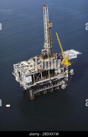 OFFSHORE OIL DRILLING RIG CALIFORNIA USA Stock Photo - Alamy