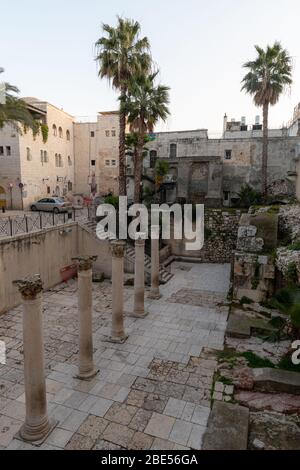 Jerusalem Israel. Roman columns in jewish quarter Stock Photo - Alamy