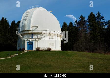 David Dunlap Observatory Astronomical Observatory. Toronto (Richmond ...