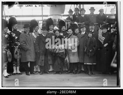 Harry Lauder and wife, 12-12-14 Stock Photo - Alamy