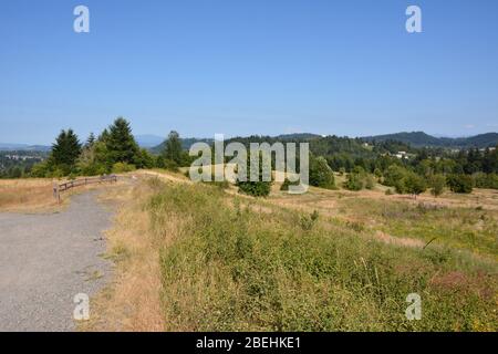 Walking paths at the top of Powell Butte Nature Park, Portland, Oregon ...