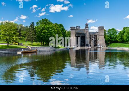 Peterborough Lift Lock; National Historic Site of Canada; tallest ...