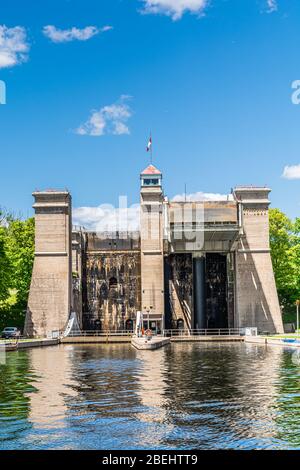 Peterborough Lift Lock; National Historic Site of Canada; tallest ...