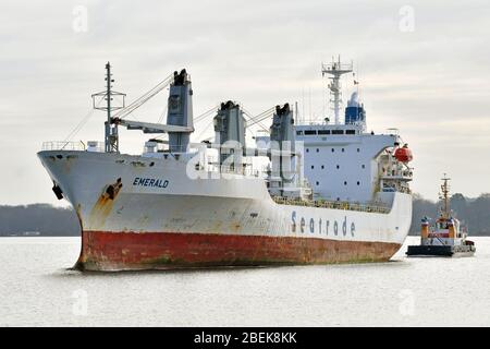 Refrigerated Cargo Vessel / Reefer Emerald Stock Photo - Alamy