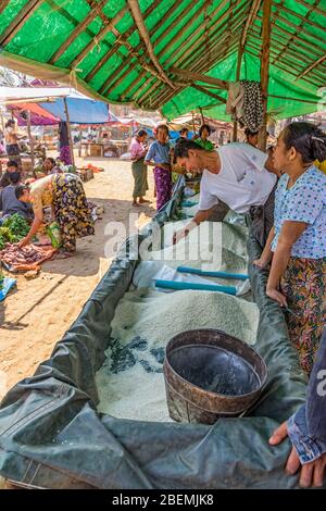 Booth selling rice, local market in Manado, North Sulawesi Stock Photo ...