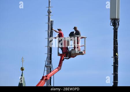 Hair, Deutschland. 15th Apr, 2020. Cell phone mast is mounted on a ...