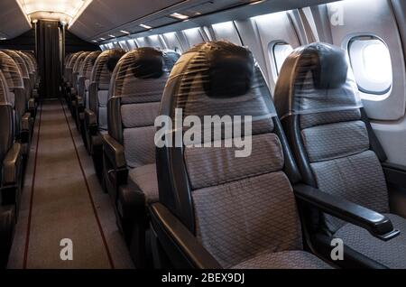 The luxury 1970s seating of 'Concorde' aircraft Stock Photo - Alamy