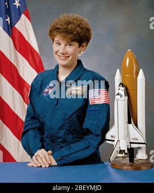 Official portrait of astronaut candidate Susan J. Helms ca. August 1990 ...