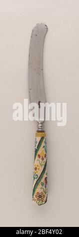 Knife. Scimitar-shaped blade with rounded end. Octagonal socket of ...