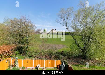 Little Preston Hall residential park and a horse field in Swillington ...