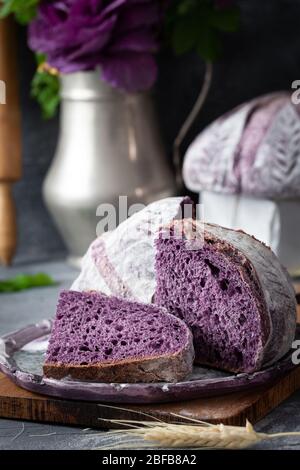 Sliced home made purple bread Stock Photo - Alamy