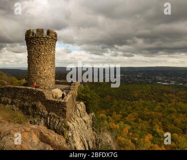 Connecticut - Castle Craig Tower, Hubbard Park, Meriden, Conn Stock ...