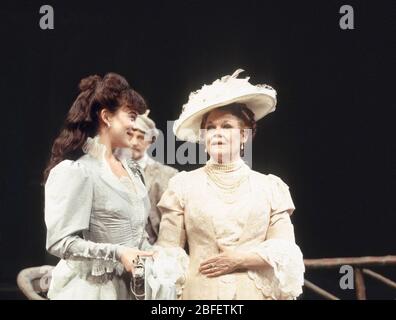 Judi Dench (Arkadina) in THE SEAGULL by Anton Chekhov at the Olivier ...
