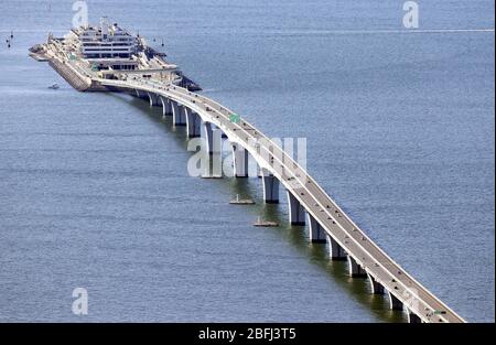 Tokyo Wan Aqua Line Expressway, Kisarazu, Chiba, Japan Stock Photo - Alamy
