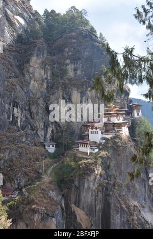 The Unesco-listed Tiger's Nest monastery (Paro Taktsang) is Bhutan's ...