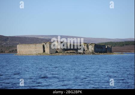 Castle ruin ( Wolf of Badenoch) on Loch an Eilein, Rothiemurchus ...