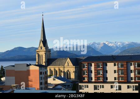 Lago en Bariloche patagonia Argentina Stock Photo - Alamy