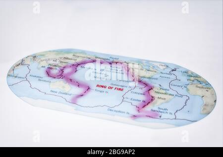 World map showing the Pacific ring of fire and boundaries of tectonic ...