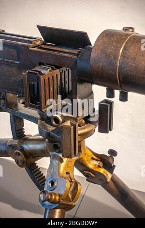 Machine gun Fiat-Revelli Modello 1914 Stock Photo - Alamy
