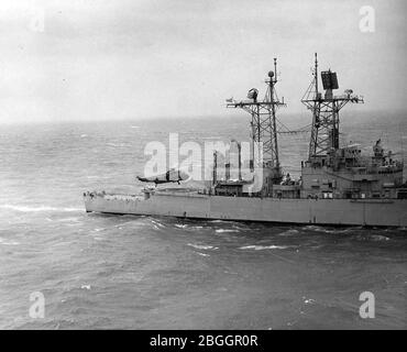 USS Truxtun DLGN-35 Stock Photo - Alamy