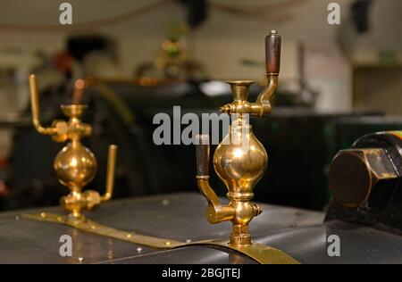 Beautifully restored components of Tower Bridge's old lifting mechanism ...